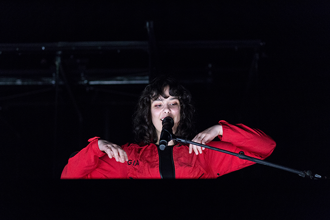 Milk & Bone begin their tour with a soft yet haunting performance